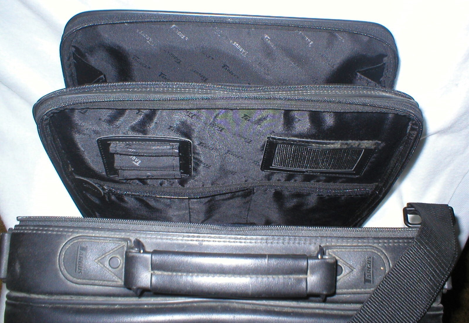TARGUS LAPTOP CARRY BAG CUN1/OCU2 FOR 12" LAPTOPS VINTAGE SOLD AS IS | eBay