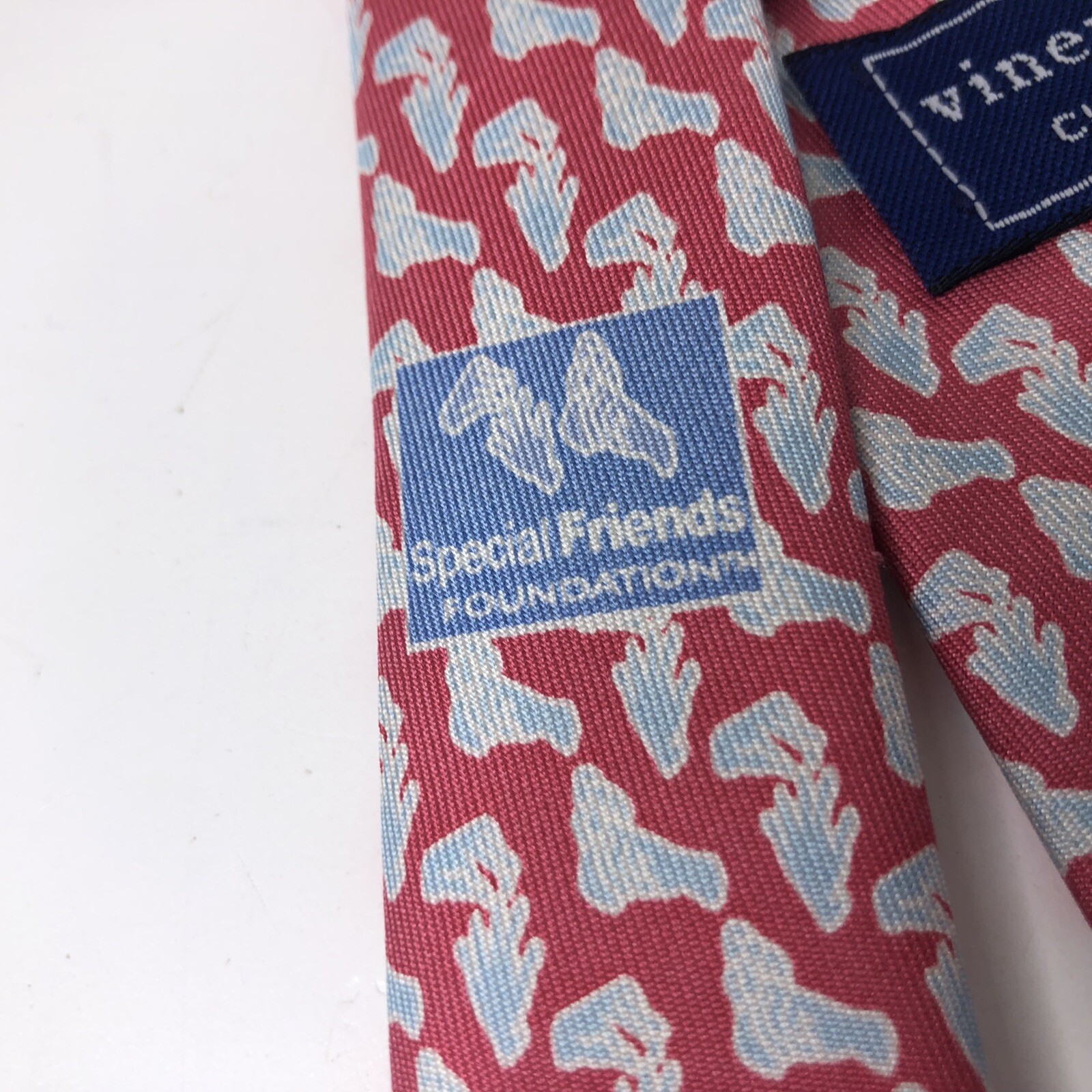 Vineyard Vines Custom Special Friends Foundation Hand… - Gem