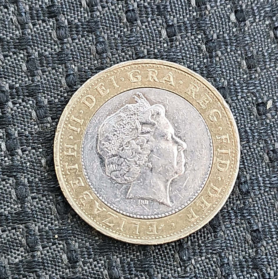£2 Coin Trinity House 500 Years Coin 2014 with Minting Error. Rare ...