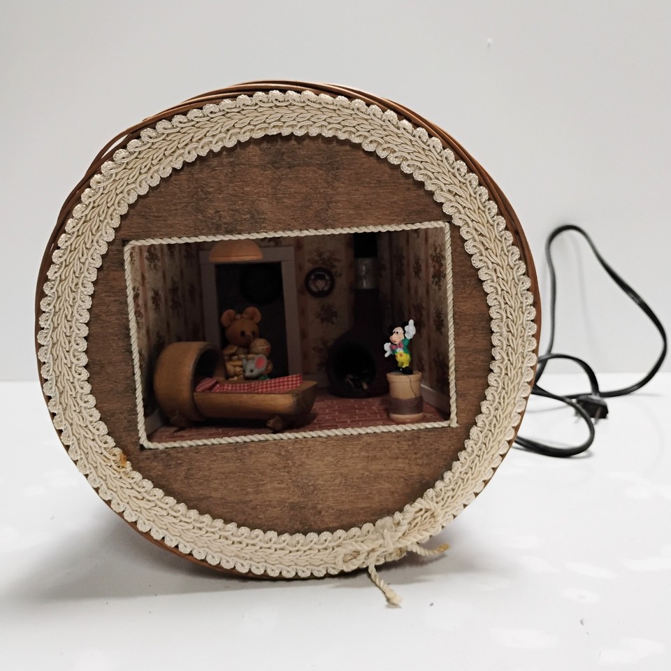 VTG Handmade Folk Art Lighted Shadow Box 3D Room Diorama 'The Mouse ...