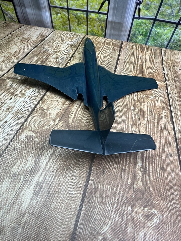 VINTAGE TOPPING DESKTOP MODEL - MCDONNELL F-2H BANSHEE JET PLANE | eBay
