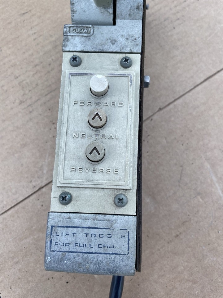 OMC Johnson Evinrude Selectric Push-Button Remote Control Box Shifter ...