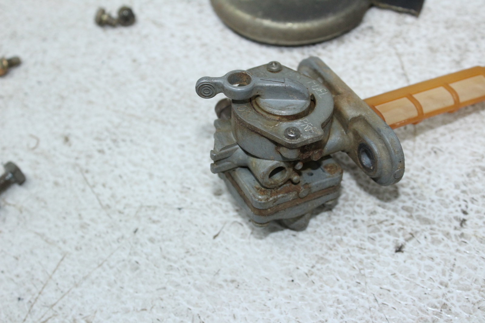 83-86 HONDA V65 MAGNA VF1100C FLOAT GAS FUEL PETROL LEVEL SENDING UNIT ...