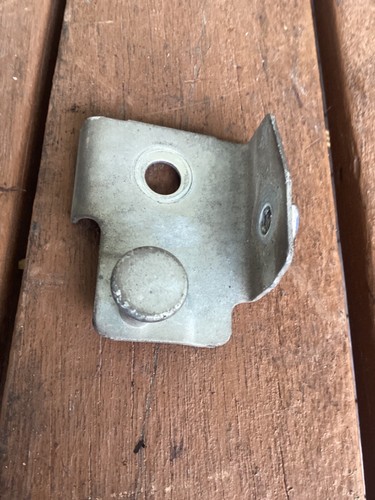 VE Holden Commodore Sedan Front Bar Metal Bracket No-3 | eBay Australia