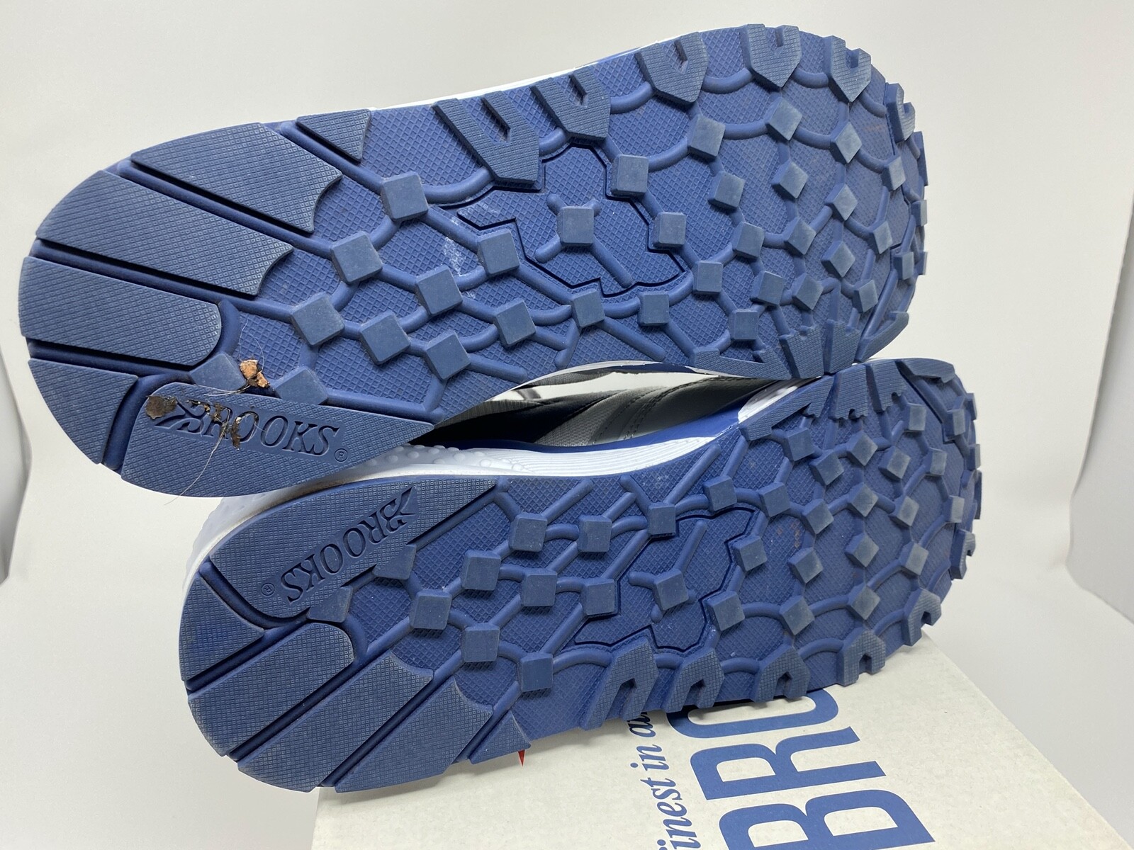 Brooks Mojo Size 8 110240 1D 673 | eBay