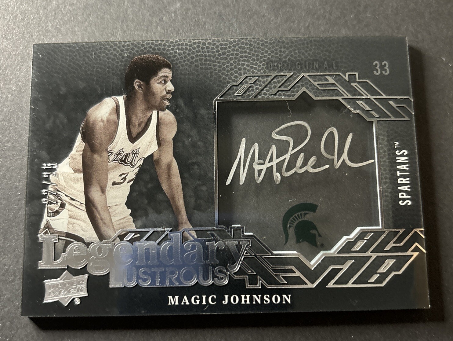 Magic Johnson Auto ON CARD 22/25 Legendary Lustrous 2013 UD Black ...
