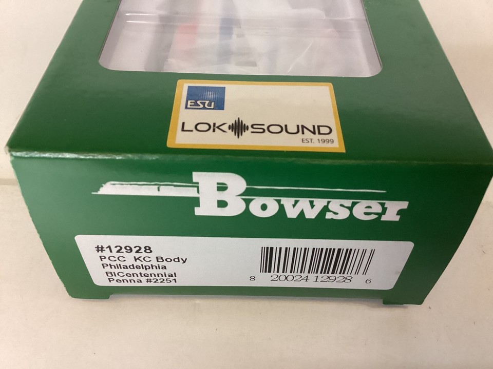 Bowser #12928 HO scale “Phily" PCC KC body trolley with DCC /Sound Rd ...