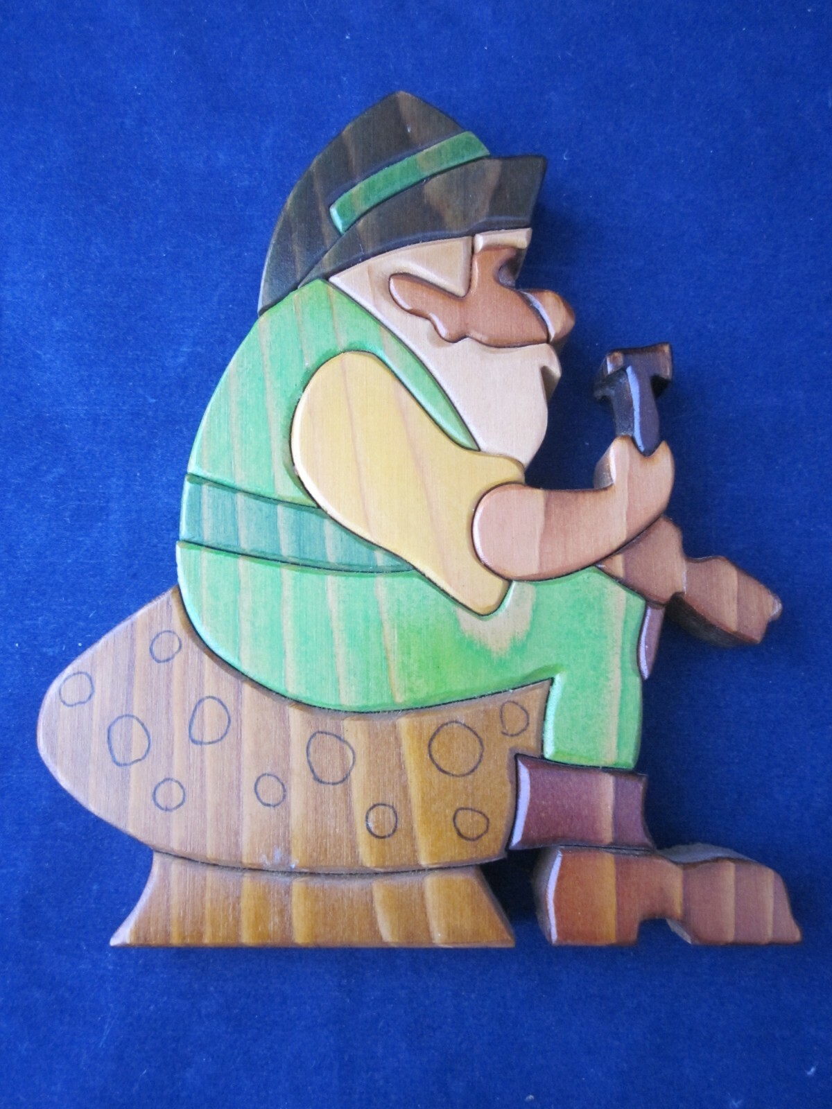 PUCKANE CRAFTS Irish Ireland Handcrafted Wood 3D Folk Art Leprechaun ...