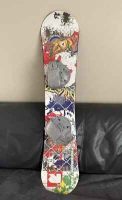 Freeride 130 ESP Snowboard With Bindings 130cm Paint Splatter Graphics ...