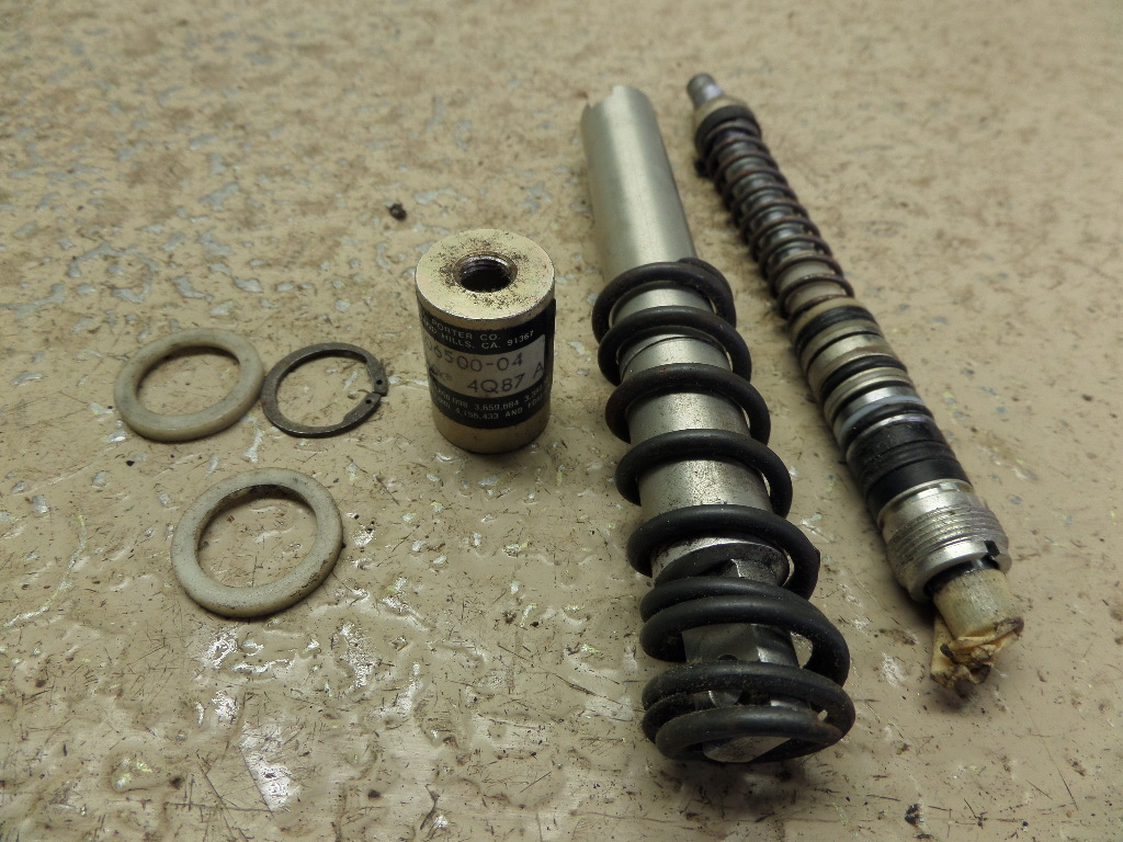 AIRCRAFT AVIATION SEAT HYDROLOK HYDRAULIC CYLINDER LL06500-04 BEECHRAFT ...