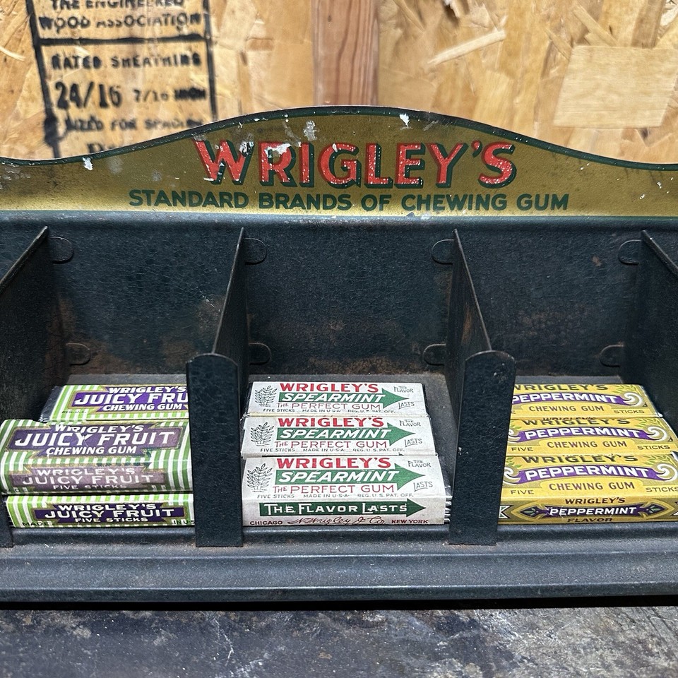 Vintage Wrigley’s Chewing Gum Tin Display Antique Chicago Country Store ...