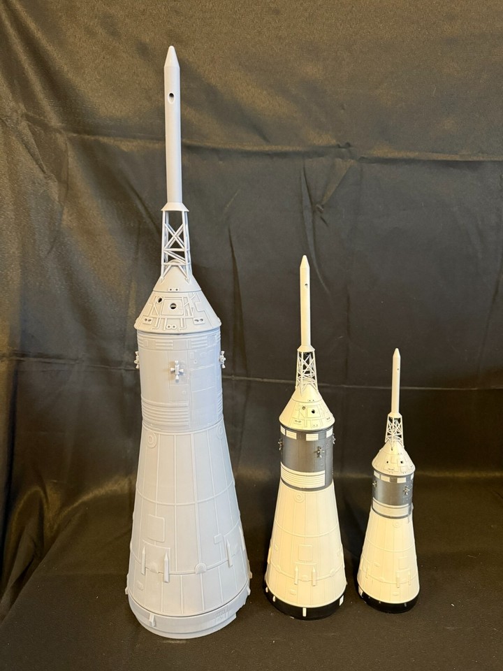 Highly detailed 1/48 scale Saturn V Command Module stack - 3D resin ...
