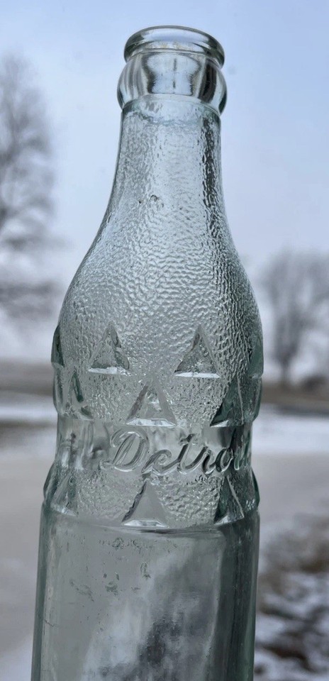 SCARCE DETROIT MI MICHIGAN ART DECO DETROIT BOTTLING WORKS SODA POP ...
