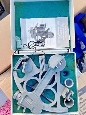 Sextants - Davis Mark