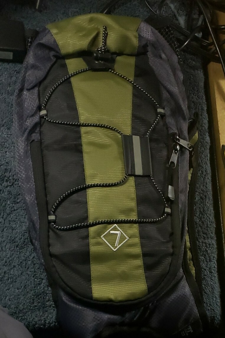 New Ledge Outdoors Ridgeline 2.0 Liter Hydration Pack System BPA Free ...