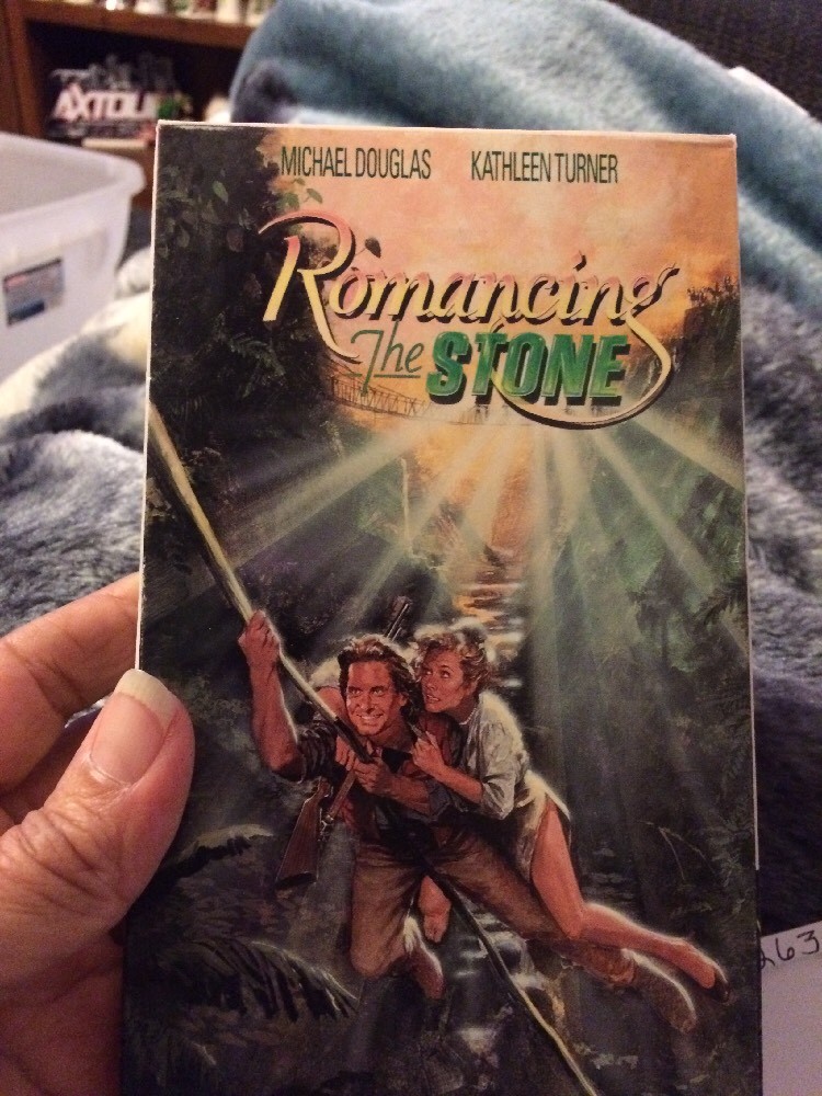 Romancing the Stone (VHS,1997) Michael Douglas Kathleen Turner Danny ...