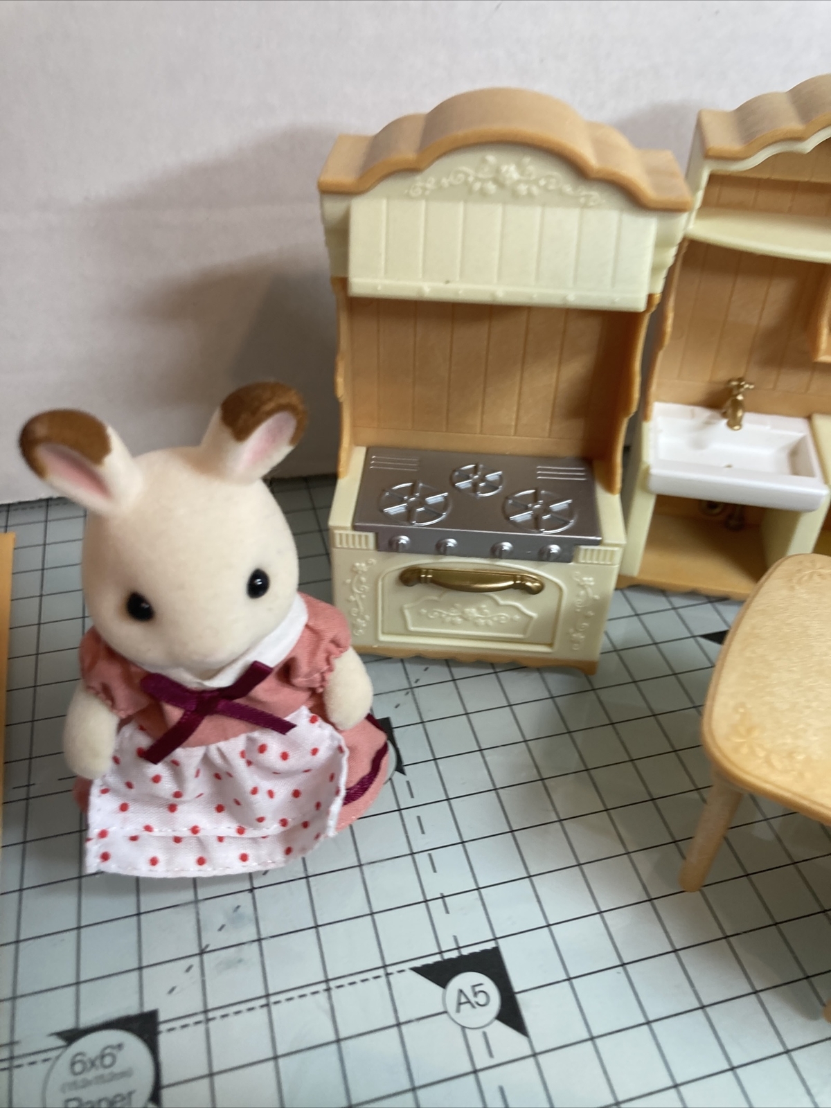 Doll Furniture Set calico critter other Table Kitchen Shelf Critter | eBay