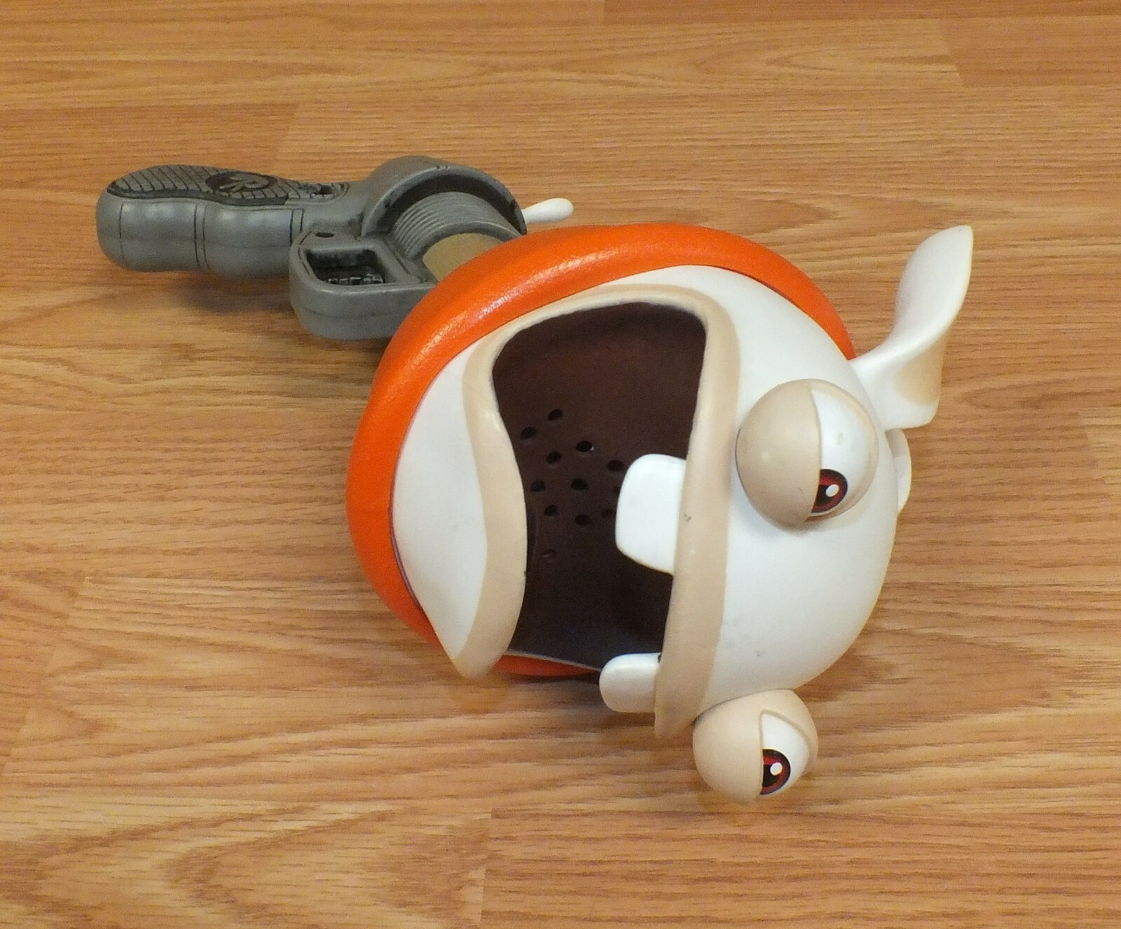 2014 Ubisoft RABBIDS Invasion Plunger Blaster Fart Sound Gun ...