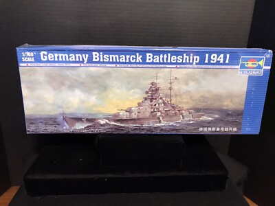 TRUMPETER 05711 GERMANY BISMARK BATTLESHIP 1941 MODEL KIT-NIB-1/700 ...