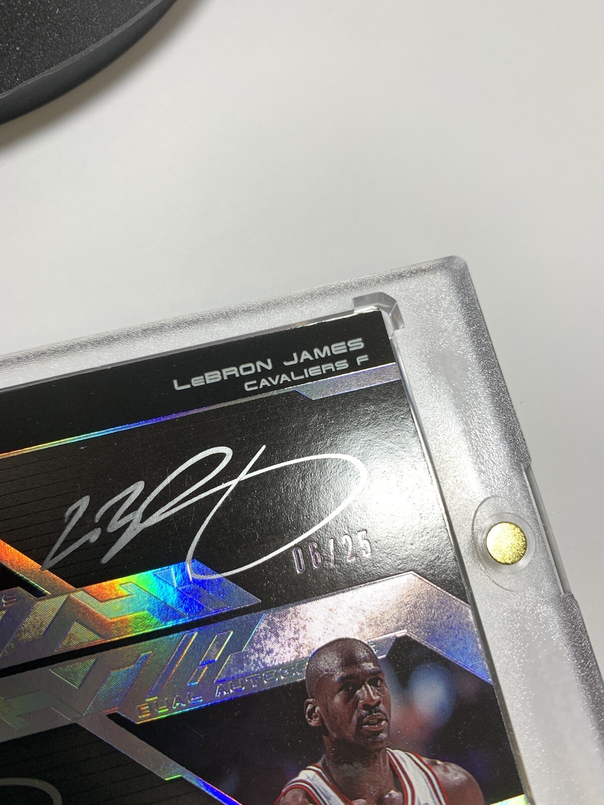 LEBRON JAMES MICHAEL JORDAN 2007 UD Black Dual AUTO AMAZING CARD! 6/25 ...