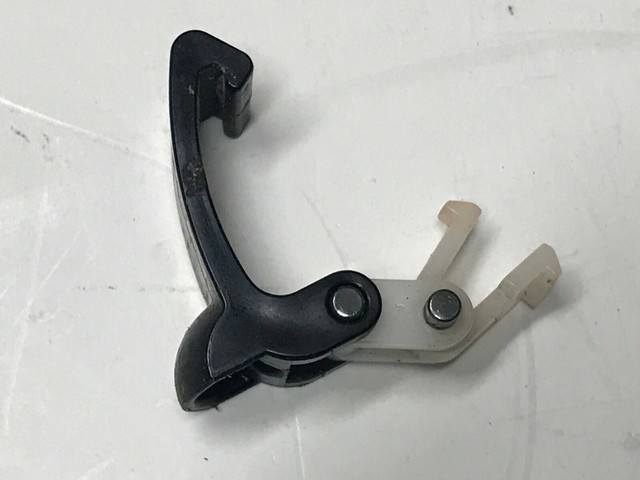 ECHO CS-310 OEM Engine Cover LATCH ASSEMBLY for sale online | eBay