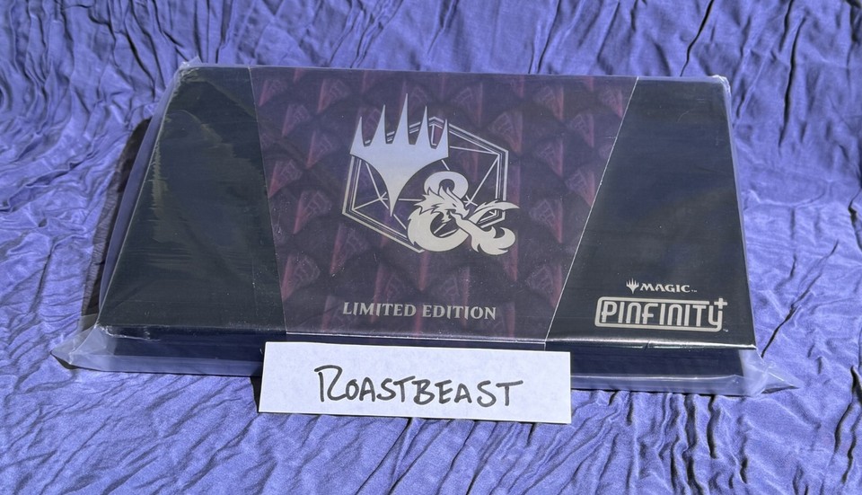 Pinfinity - Magic The Gathering - D&D Limited Edition AR Pins (3 per ...