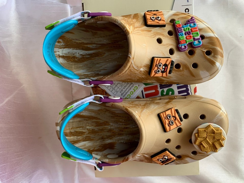 Crocs Cinnamon Toast Crunch x Classic US Shoe Size-J1 (207925-2E9) | eBay
