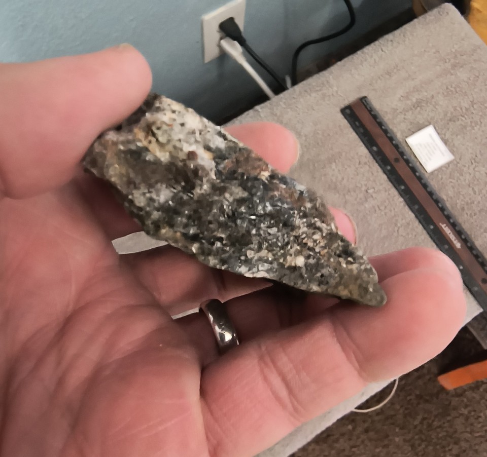 Scheelite and Powellite in skarn, Garnet mine, Alder district, Elko Co ...
