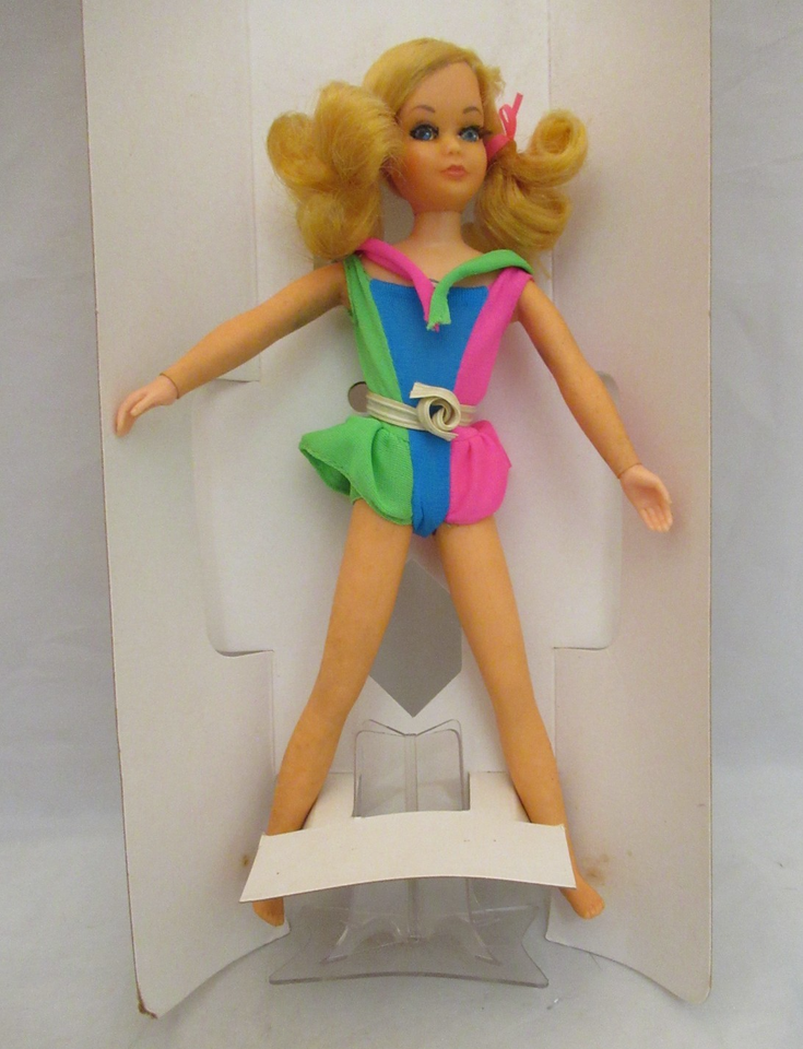 RARE VINTAGE 1969 Dramatic New Living Skipper Barbie's Little Sister ...