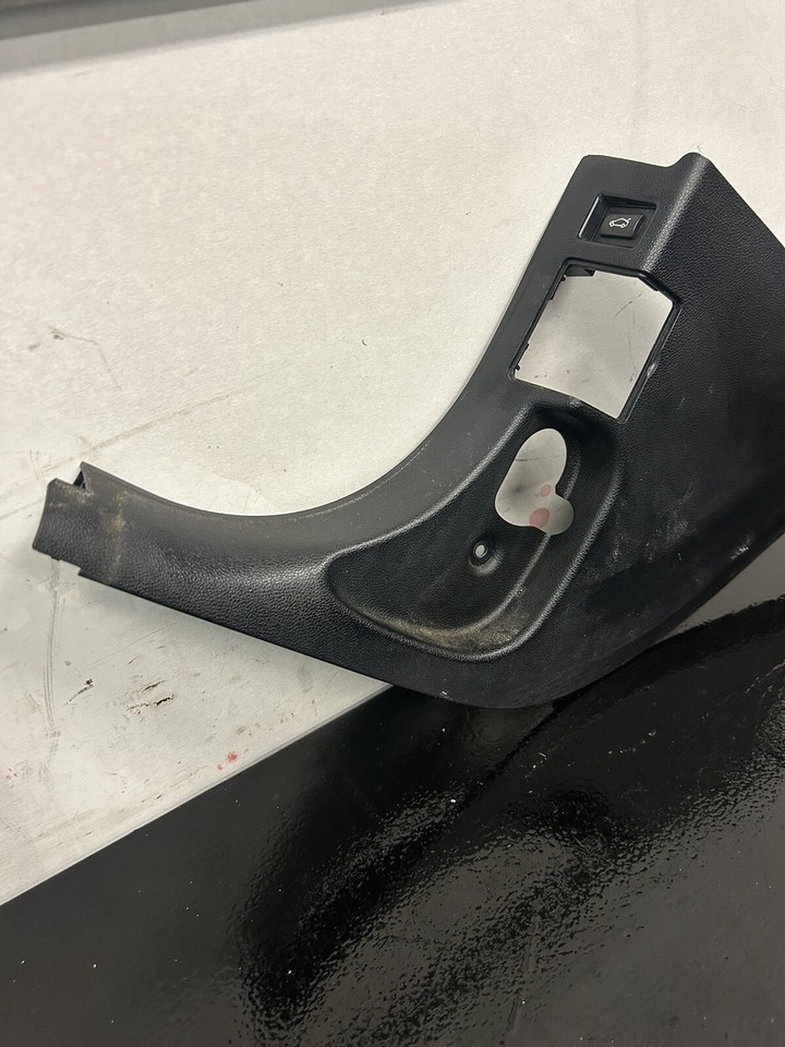 06-13 BMW E90 E92 328i 335i Driver Left Side Interior Kick Panel Trim ...