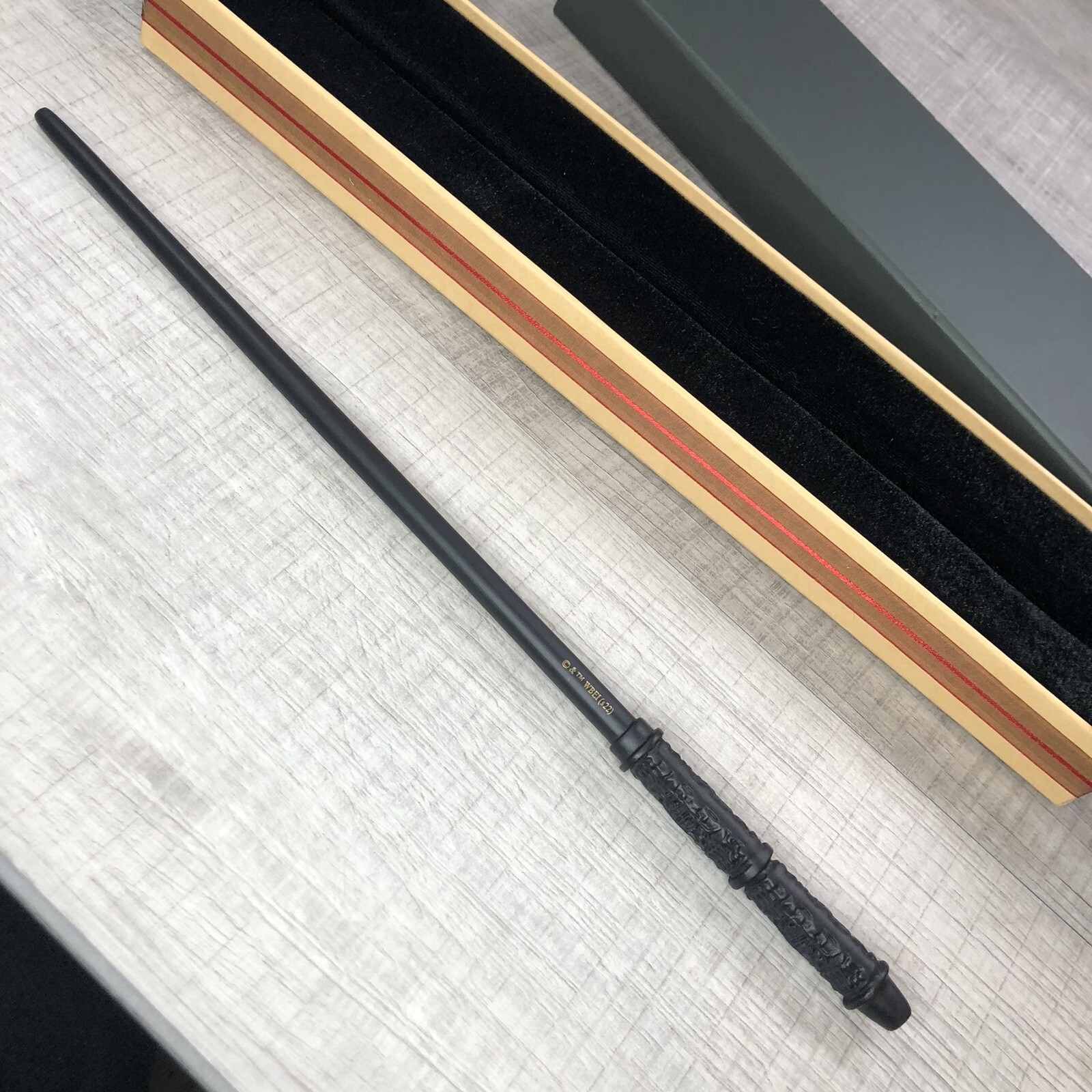 Harry Potter Warner Bros. S22 Wand WBEI in Box Black | eBay