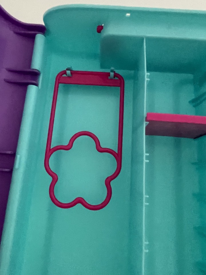 ZURU Sparkle Girlz Doll Wardrobe Carry Case - Play Store & Carry - Doll ...