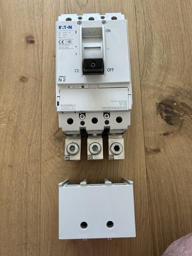 Eaton Memshield 3 250 Amp Main Switch Disconnector 3 Phase Pole N2-250 ...