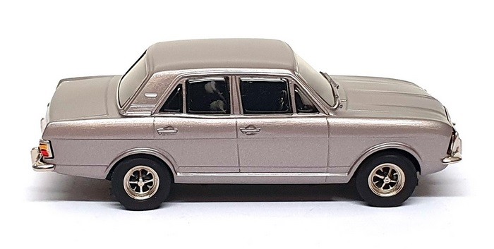 GTA Models 1/43 Scale GTA12 - Ford Cortina Mk2 1600E S2 RHD - Lt ...
