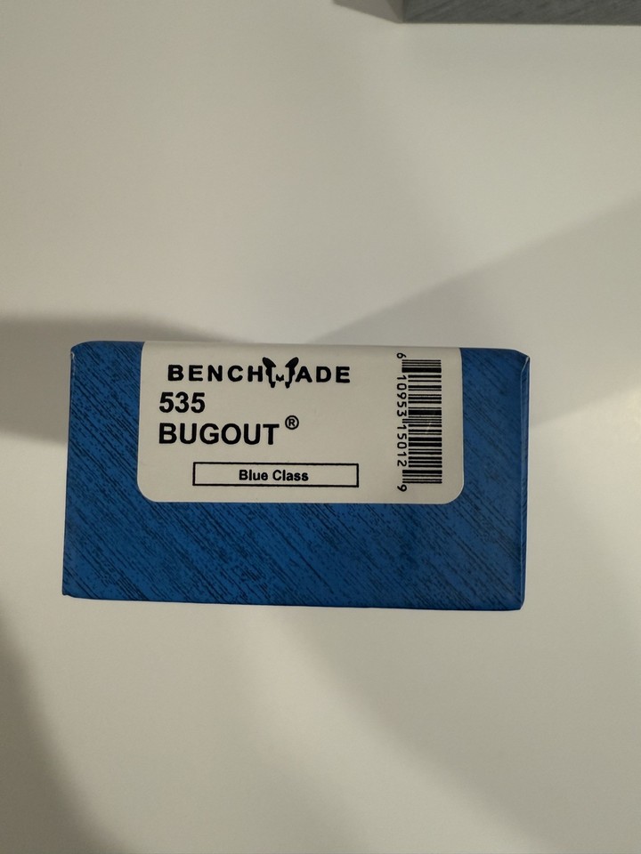 Benchmade Blue Class 535 Bugout Axis Folder Silver Blade Red Handle ...