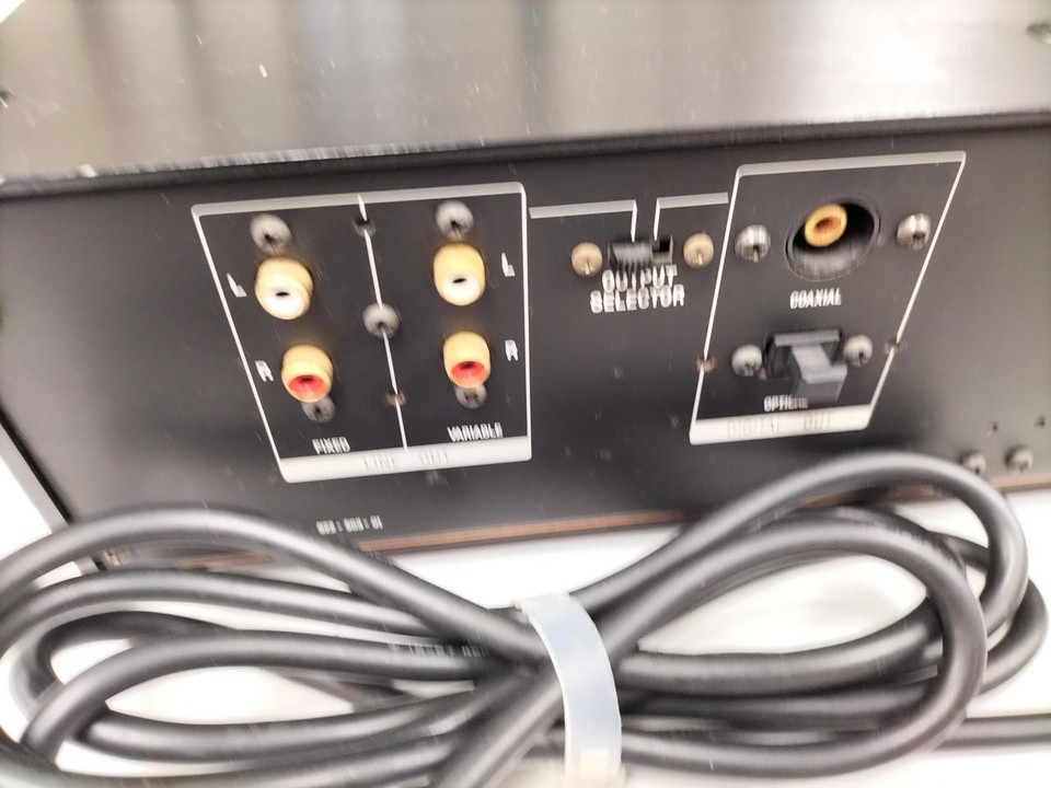 Sony CDP-557ESD High-End CD Player Dual DAC Digital Out Remote Tested ...