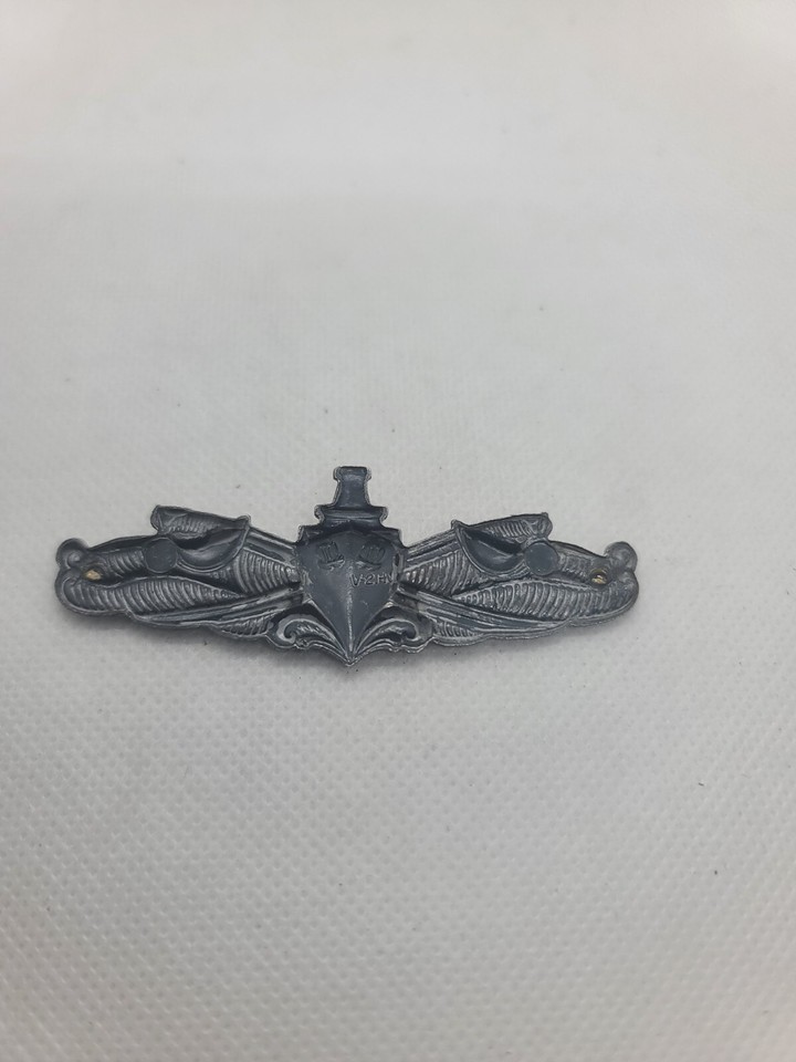 Authentic USN US Navy Enlisted Surface Warfare Specialist (ESWS) Badge ...