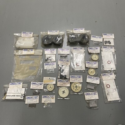 Vintage NOS Team Associated RC200 RC300 RC500 RC10 24-CT RC Car Parts ...