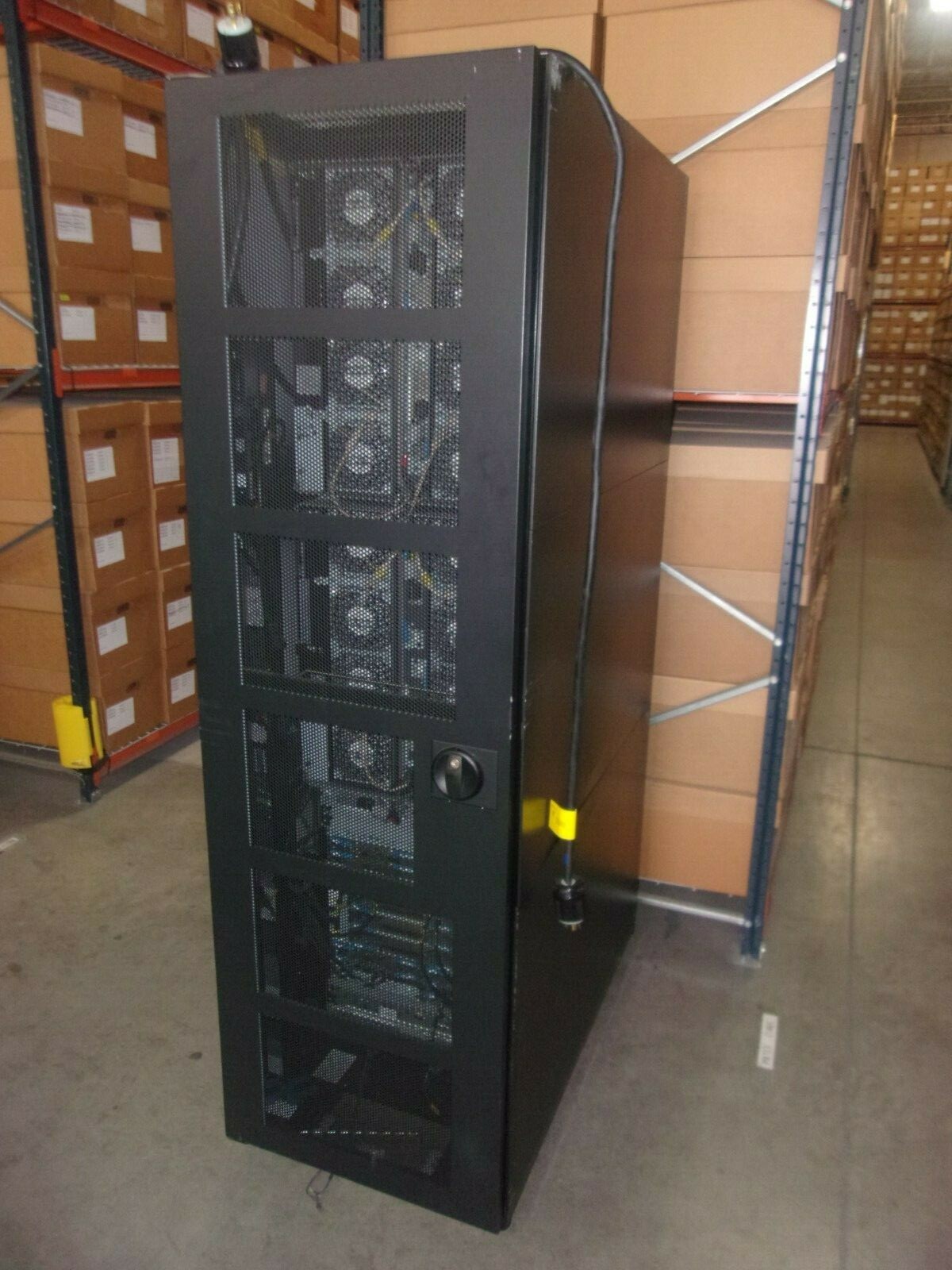 HP HPE XP P9500 (eXtended Platform) STORAGE WORKS DATA STORAGE DISK ...