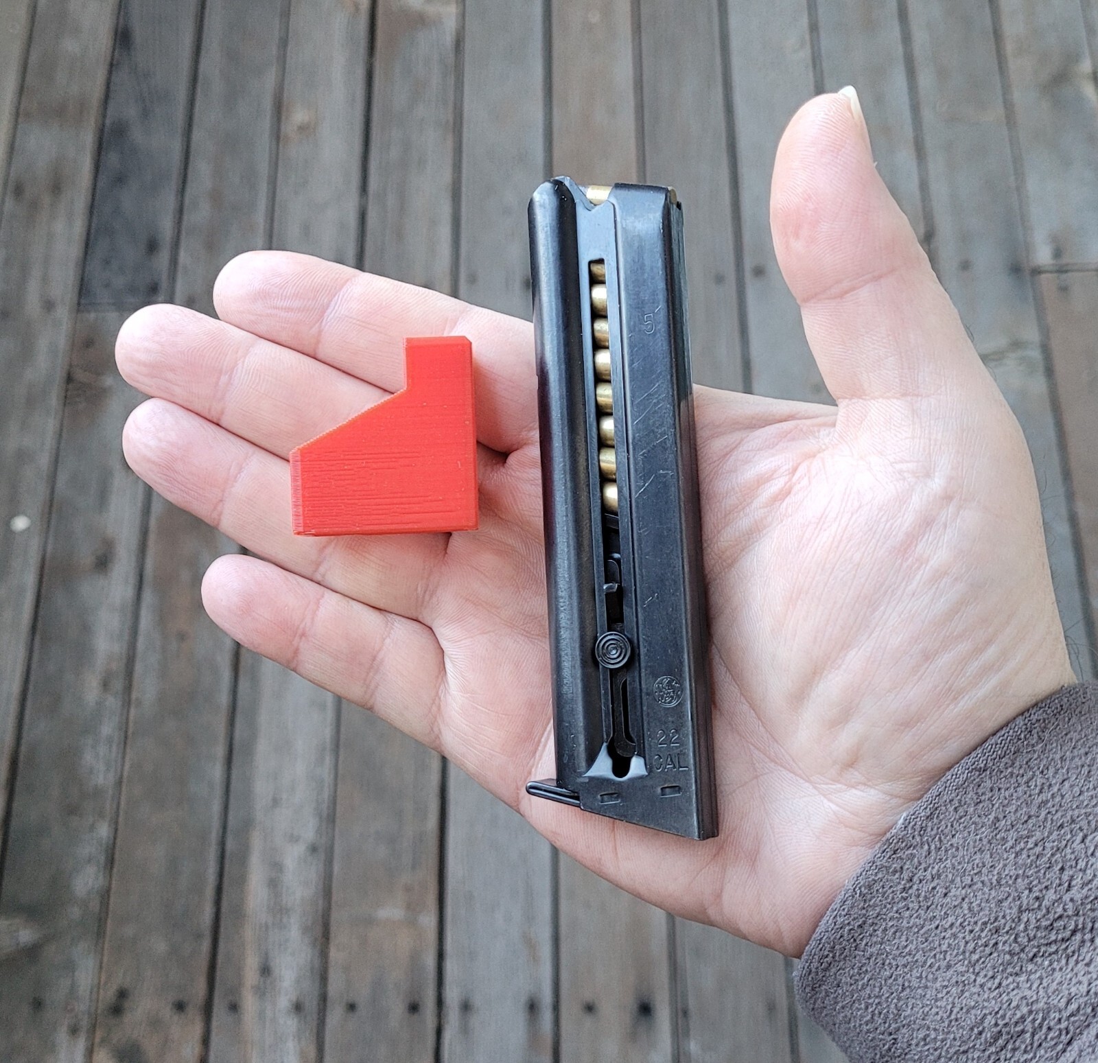 Thumb Saver magazine Loader for S&W 41, 422, 622, 2206 Magazine .22 LR ...