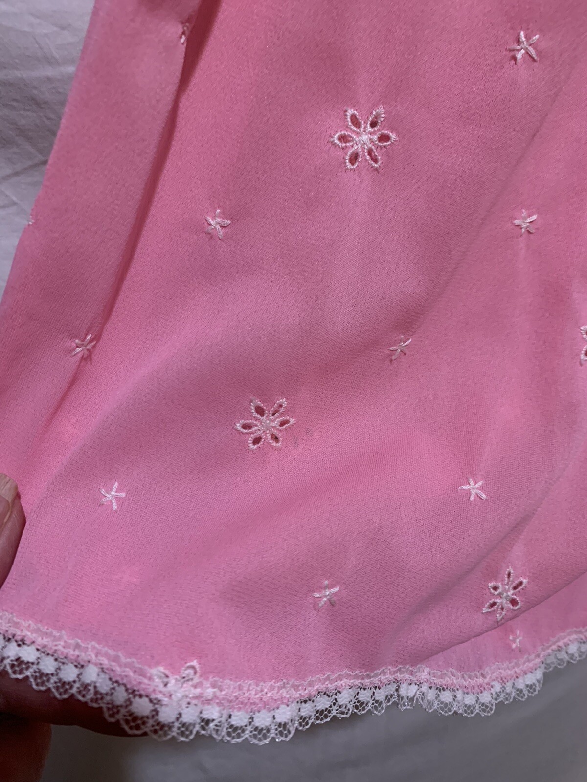️vintage Kayser Half Slip Pink Satin Embroidery Flor Gem