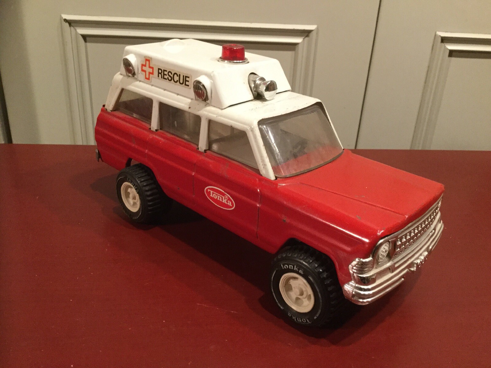 Vintage Tonka Jeep Rescue Grand Cherokee Wagoneer In Excellent ...