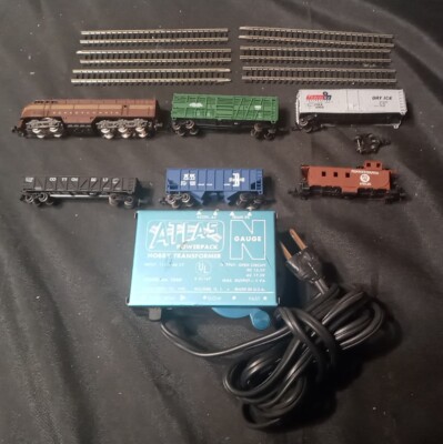 ATLAS N GAGE 6 CAR TRAIN SET WITH ENGINE TRANSFORMER AN 6 TRACK ...