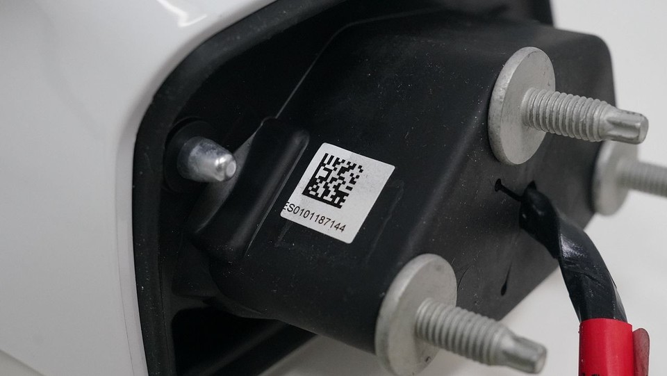 20-24 Buick Enclave Power Side View Mirror UKC DM8 Driver Left 85660002 ...