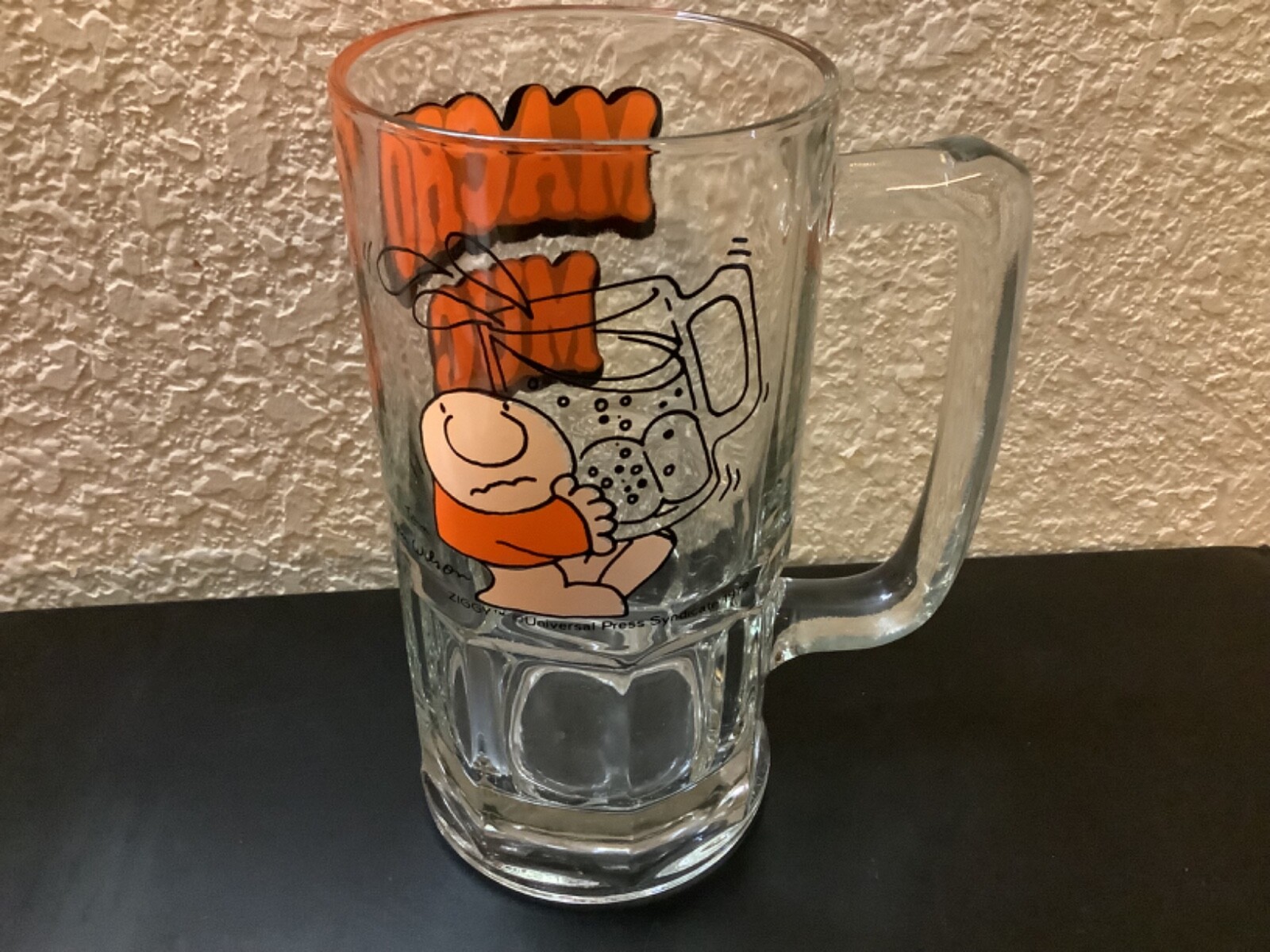 Vintage 1979 ZIGGY MACHO MUG HUGE 8" 32 OZ GLASS BEER STEIN Tom Wilson ...