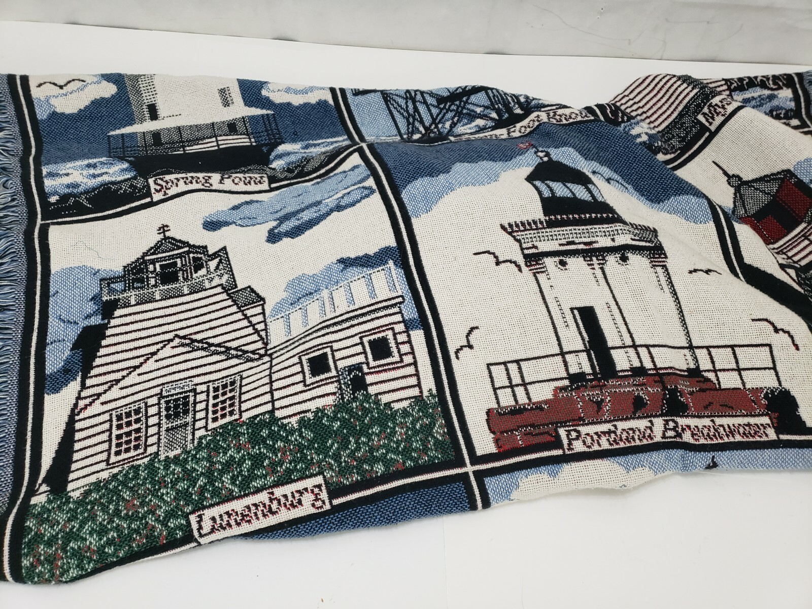 Lighthouse Throw Rugs | Bryont Blog