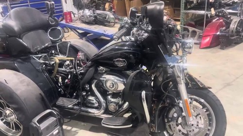 2009-2023 Harley Davidson Freewheeler Tri Glide Rear Axle End Assembly ...