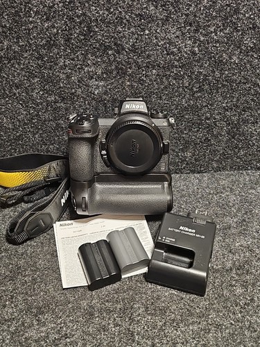 Nikon Z 6II Mirrorless Digital Camera 24.5MP Z6II w/Nikon MB-N11 ...