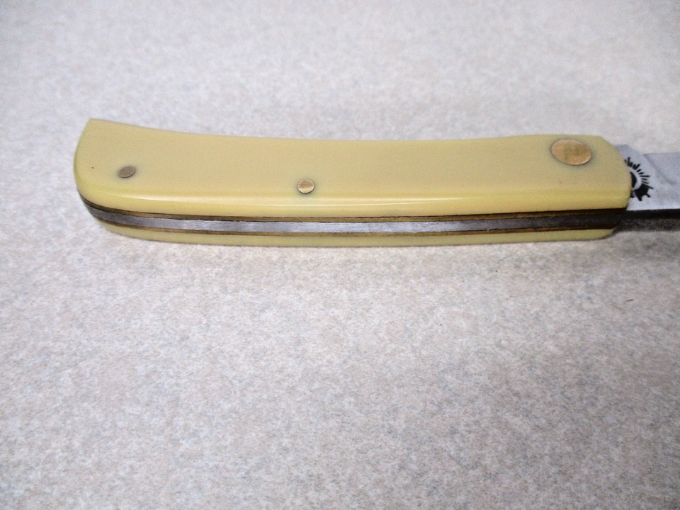 German Eye Brand Clodbuster Jr Folding Knife Yellow Handle GE99JRY ...