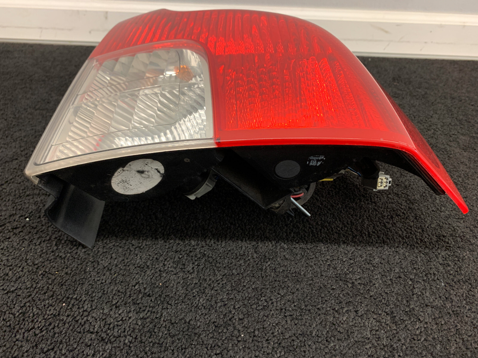 07-12 Volvo XC90 Right Passenger Lower Tail LIght Assembly 31213382 | eBay